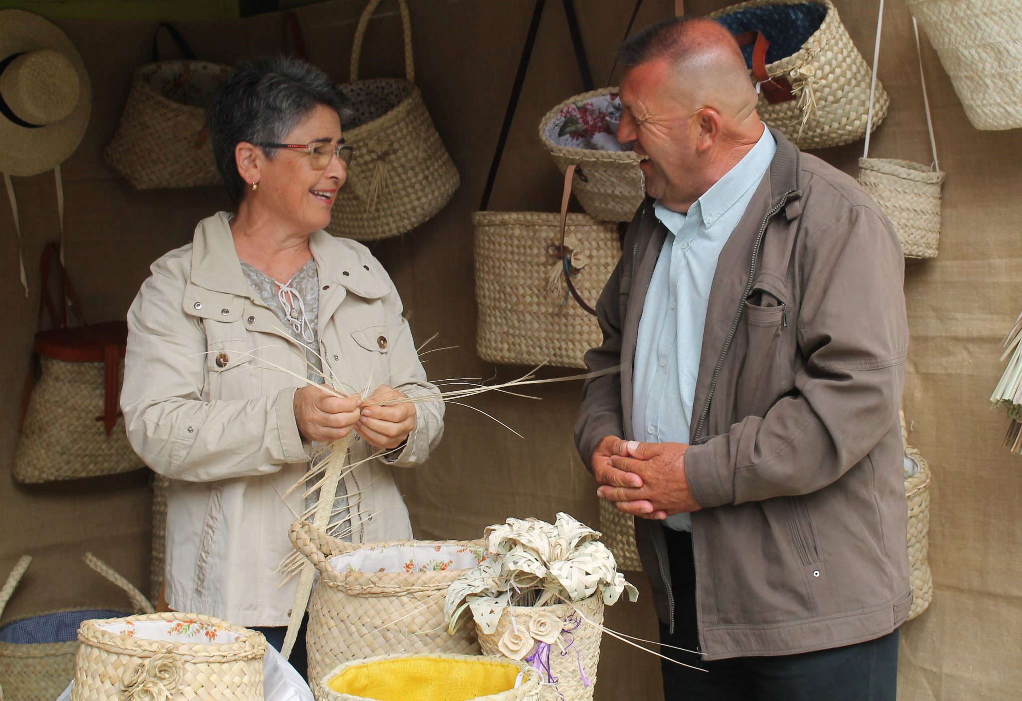 María Hernández Hernández, maestra artesana de la cestería de palma ...